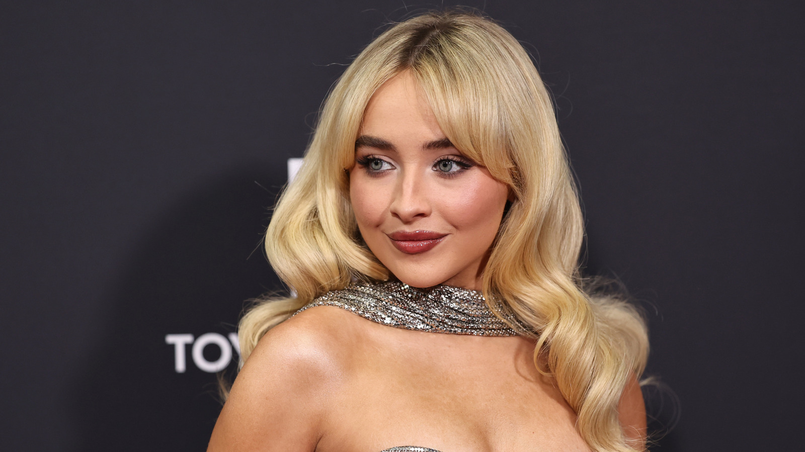 5 Times Sabrina Carpenter Slayed Doll-Core Fashion