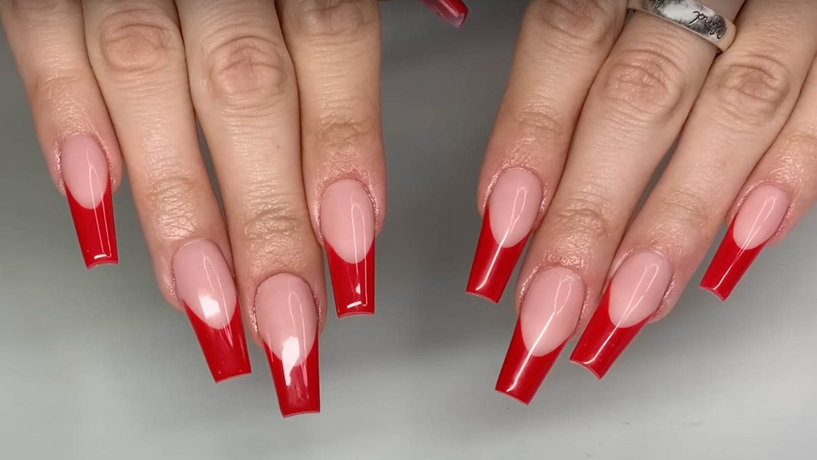 5 Ways To Bring The Deep French Tips Trend Into The Winter