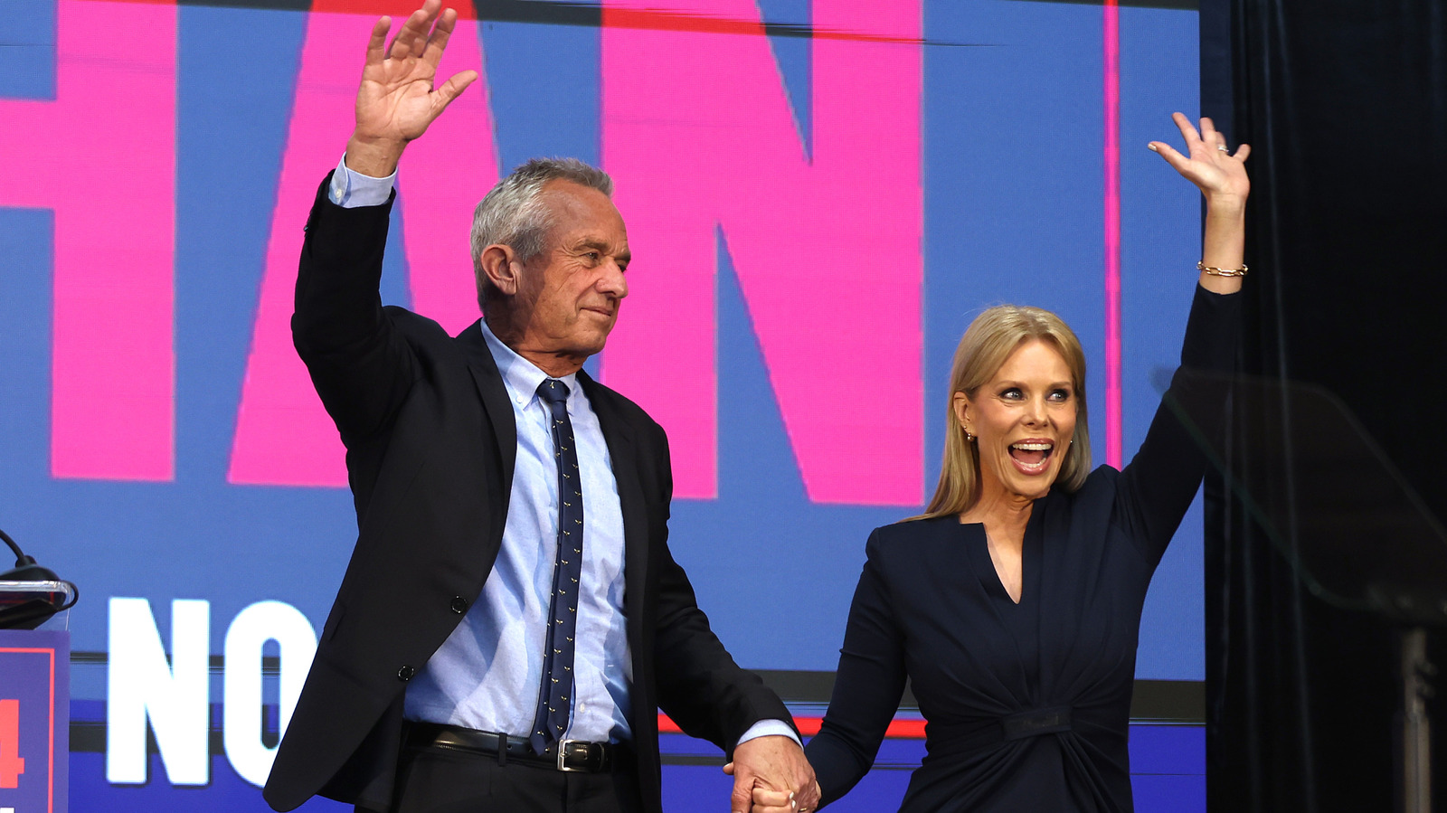 Cheryl Hines & Other Famous Women Who Dated Politicians