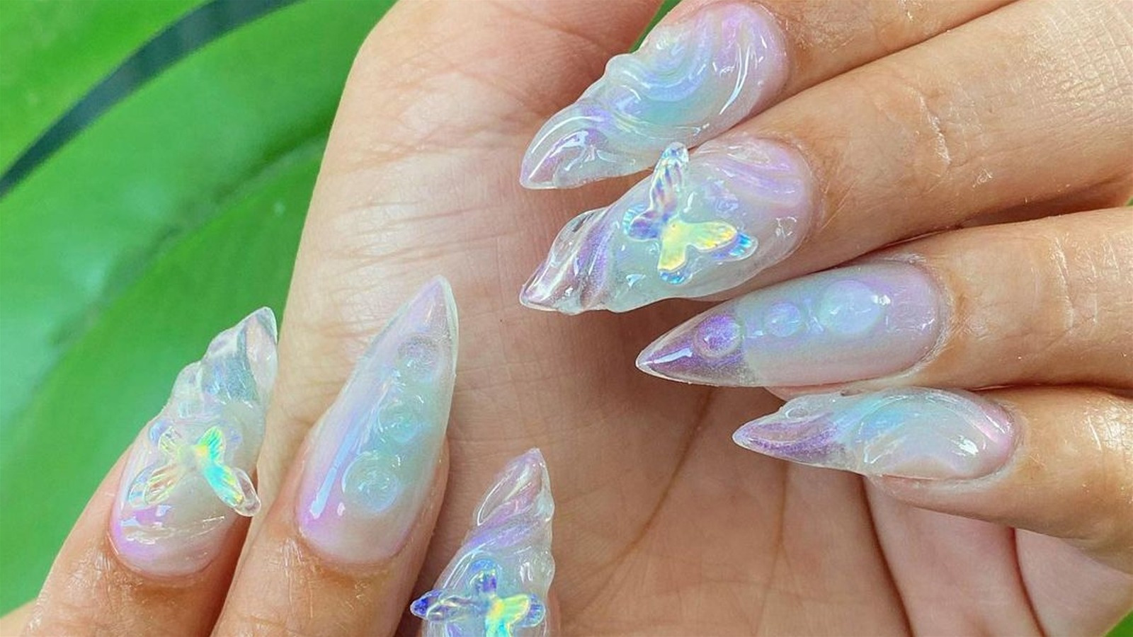 Fairycore Nails Are Combining Cottagecore And Coquette Manicure Trends