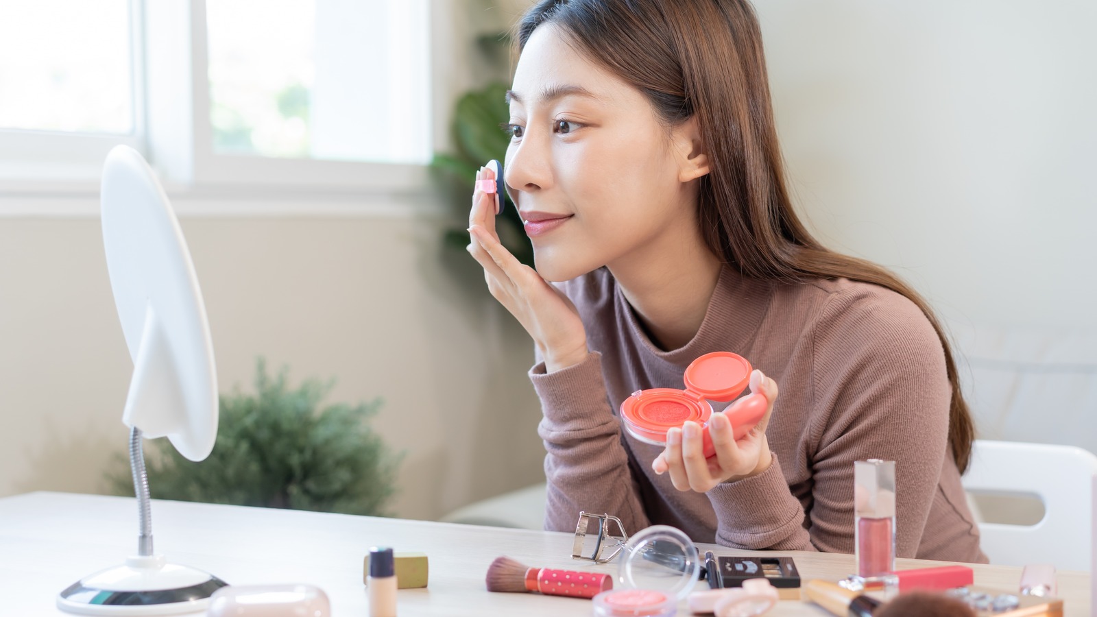 Here's Exactly What Order You Should Apply Your Makeup Products In