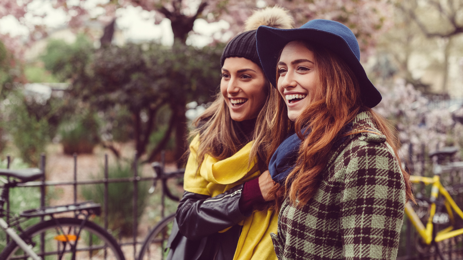 Opposite Attachment Styles Happen In Friendships, Too. Here's How To ...