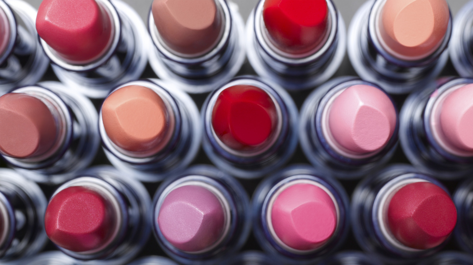 How To Use The 'V Technique' For Flawless Lipstick Application