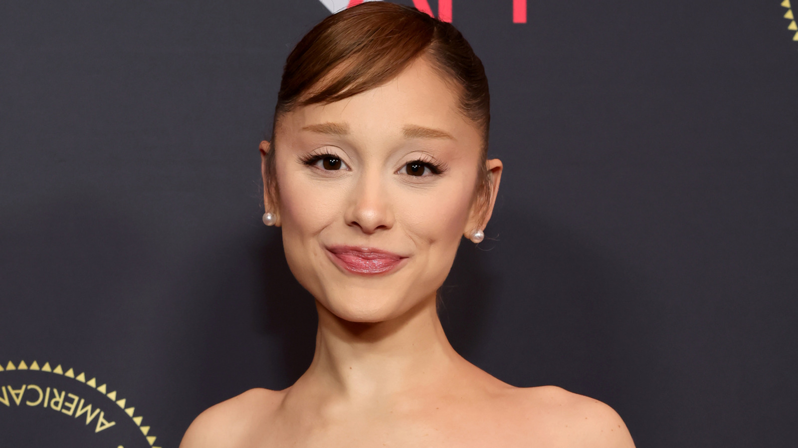 Side-By-Side Pics Of Ariana Grande Make Her Weight Loss Hard To Ignore