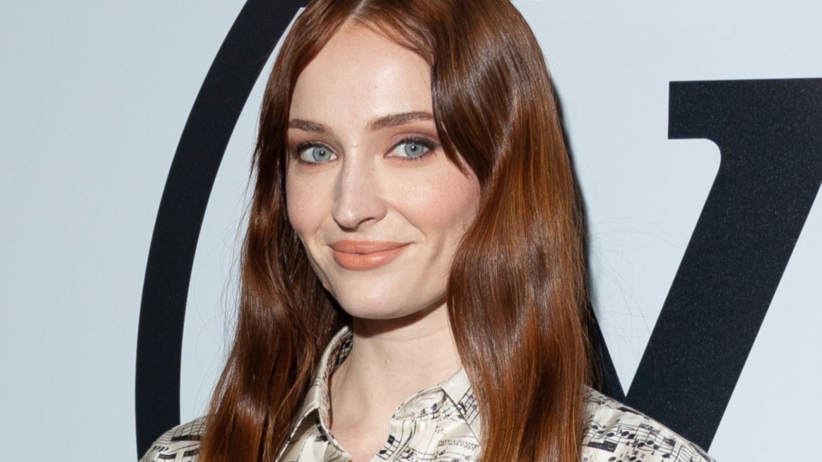 Sophie Turner Is Stunning Going Makeup Free