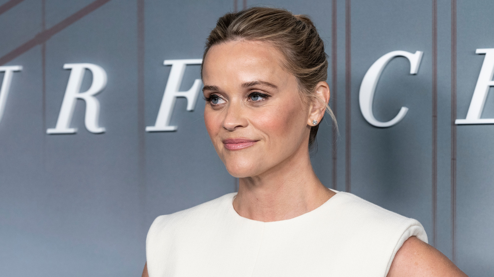 The Best September Pick From Reese's Book Club Of All Time, According ...