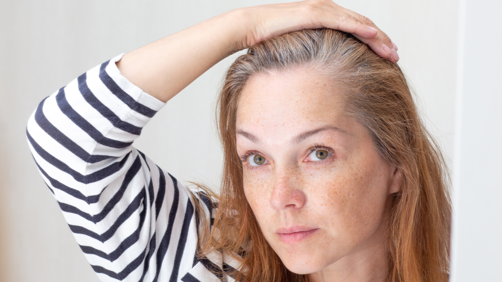 The Natural Way To Cover Gray Hairs With An Ingredient You Probably ...