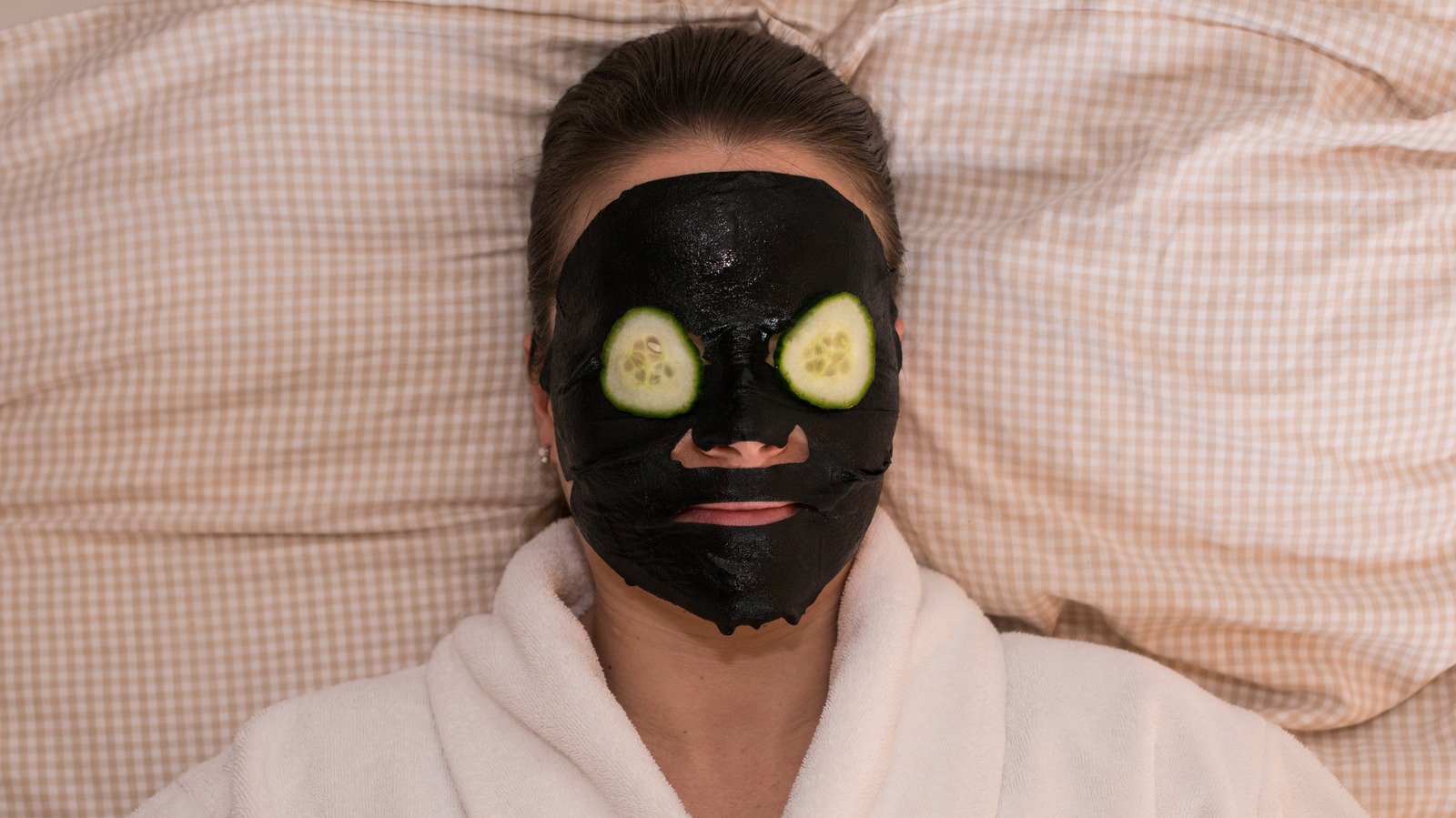 TikTok's Morning Shed Trend Promises To Cut Your Beauty Routine Time In ...