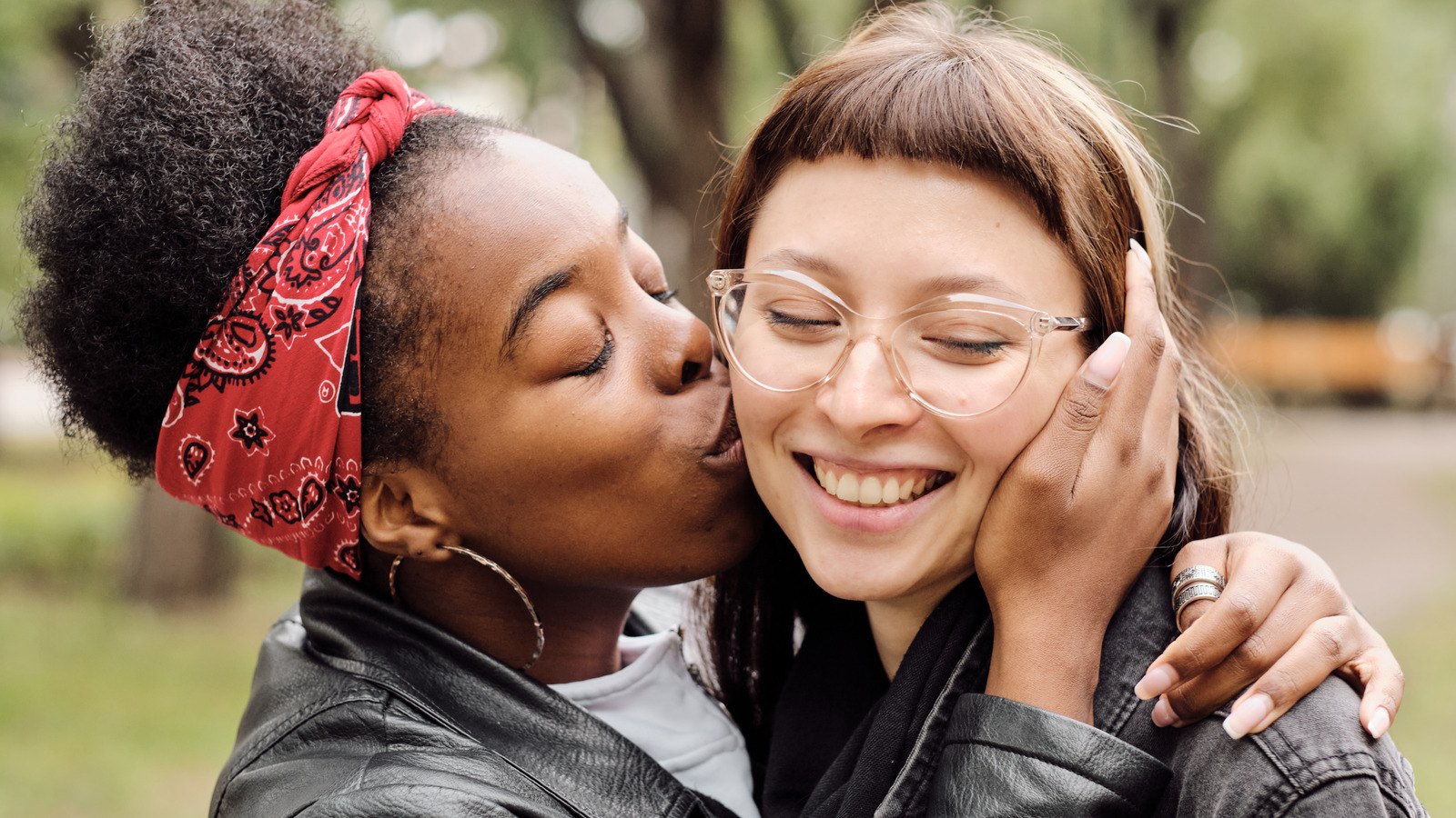 Your Guide To Finding Out What Your Relationship Attachment Style Is your-guide-to-finding-out-what-your-relationship-attachment-style-is
